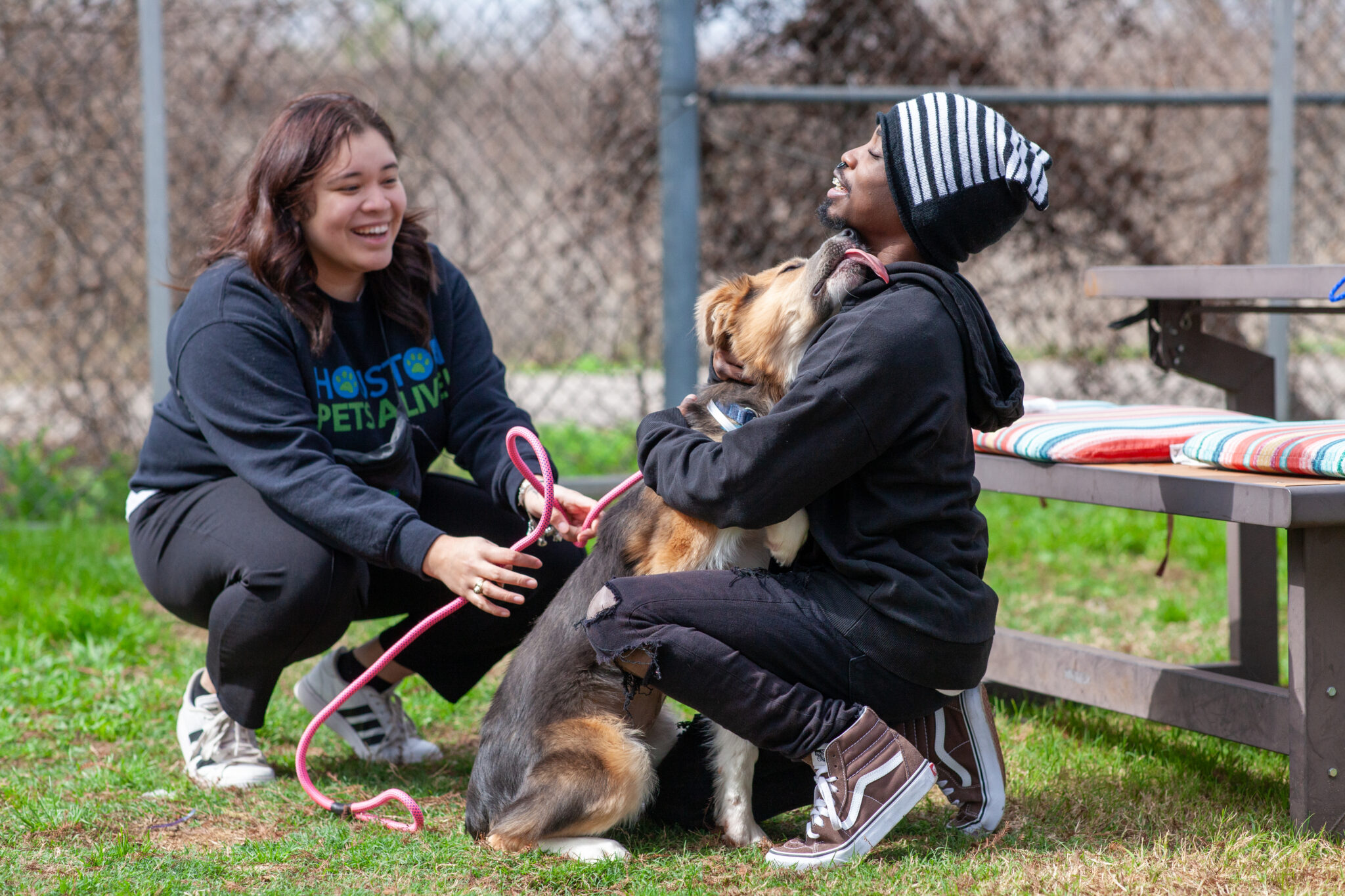 Volunteer for Change - Houston Pets Alive!
